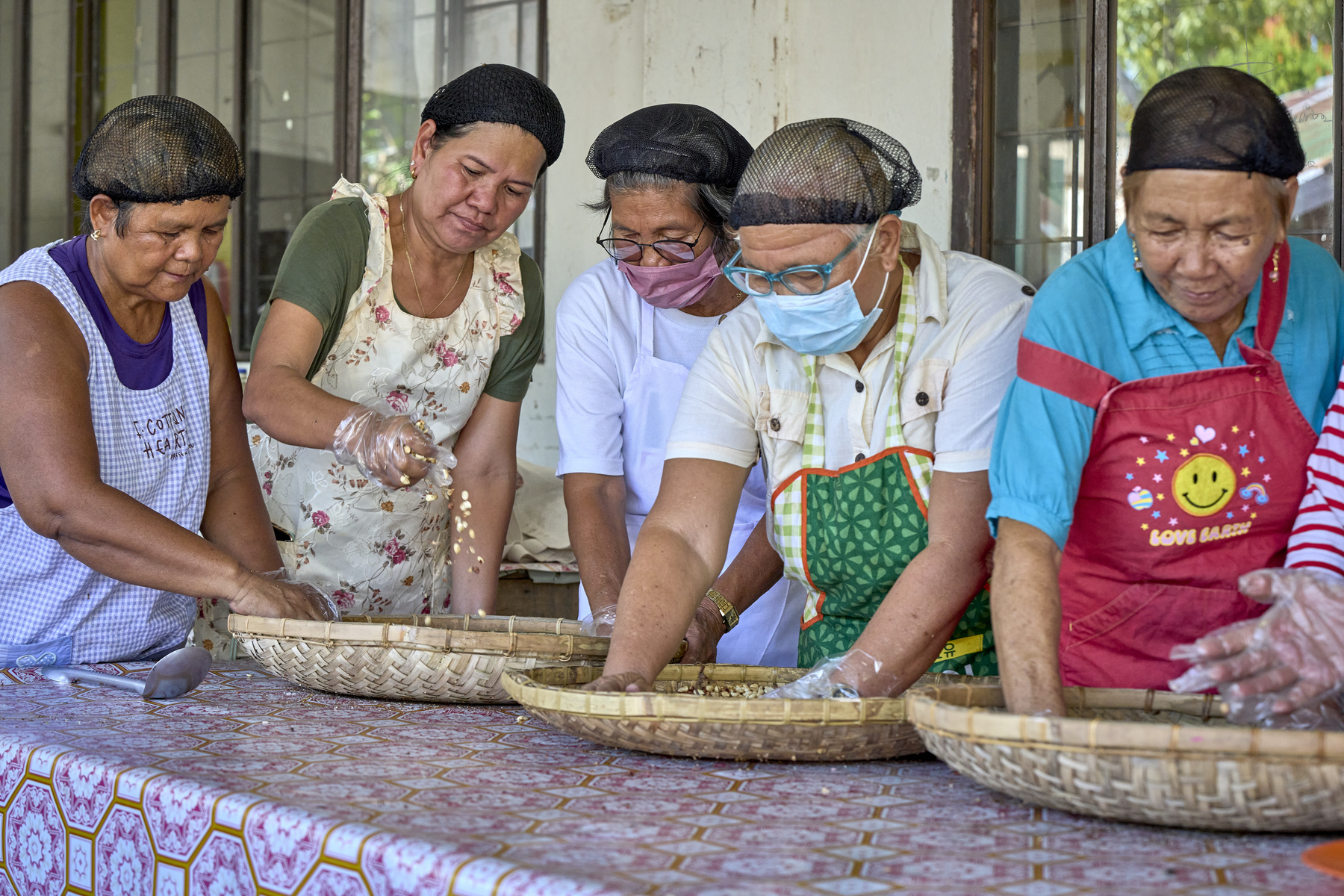 Global Lens » Peanut butter empowers women in the Philippines